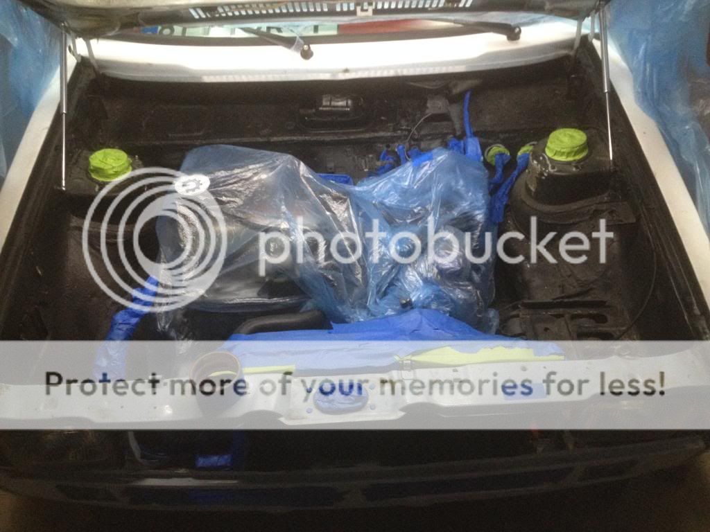 U-pol raptor Bedliner...../engine bay content!!!caddy. | VW Vortex ...